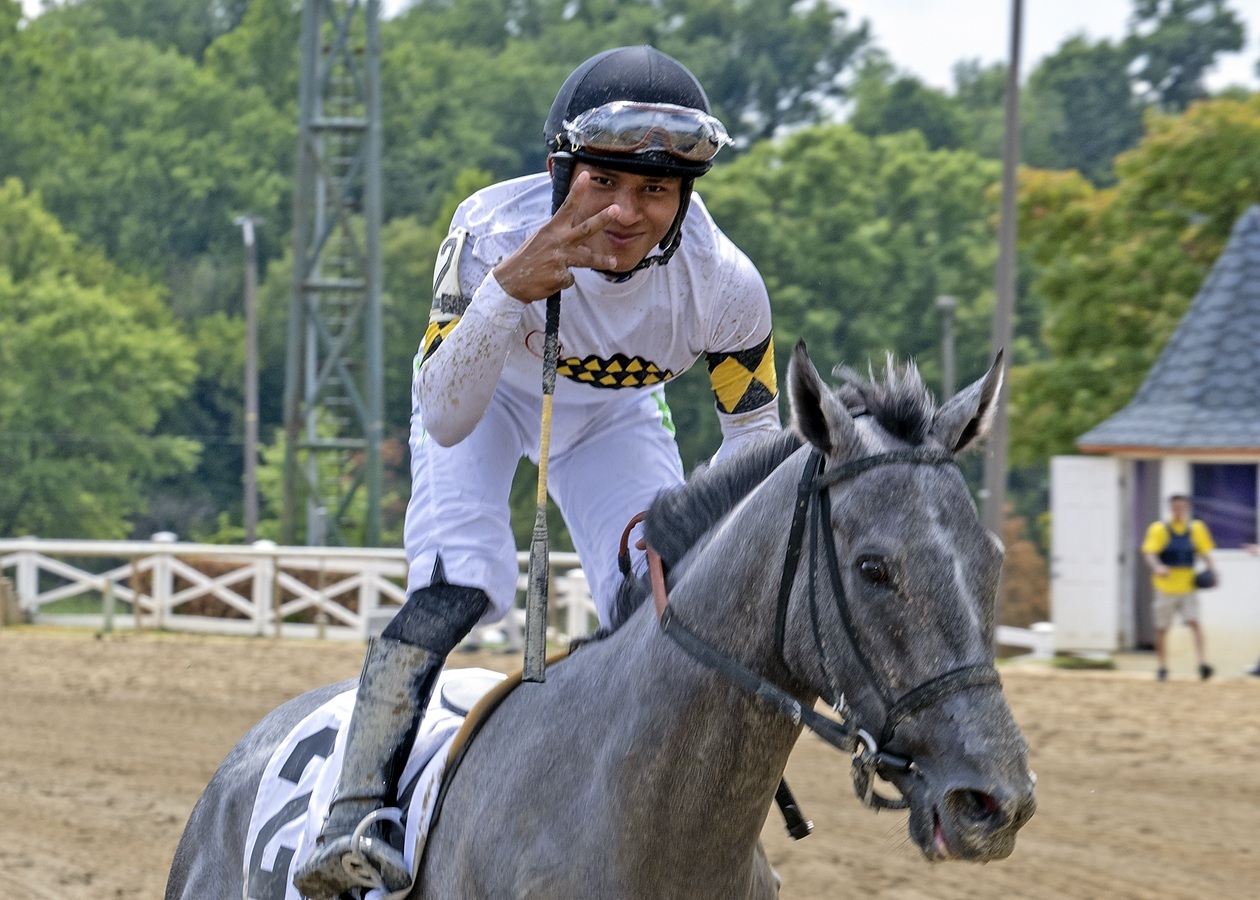 Los dos aprendices latinos que resaltaron en 2024 | DRF en Español